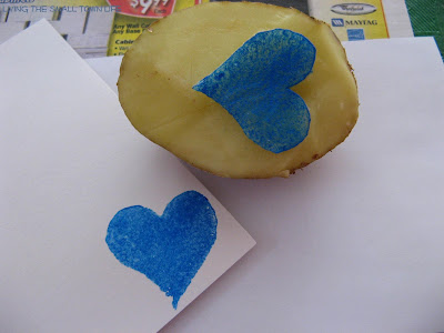 Living the Small Town Life: Potato Printing!