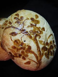 Chef Tess Bakeresse: Basic Bread Painting Technique