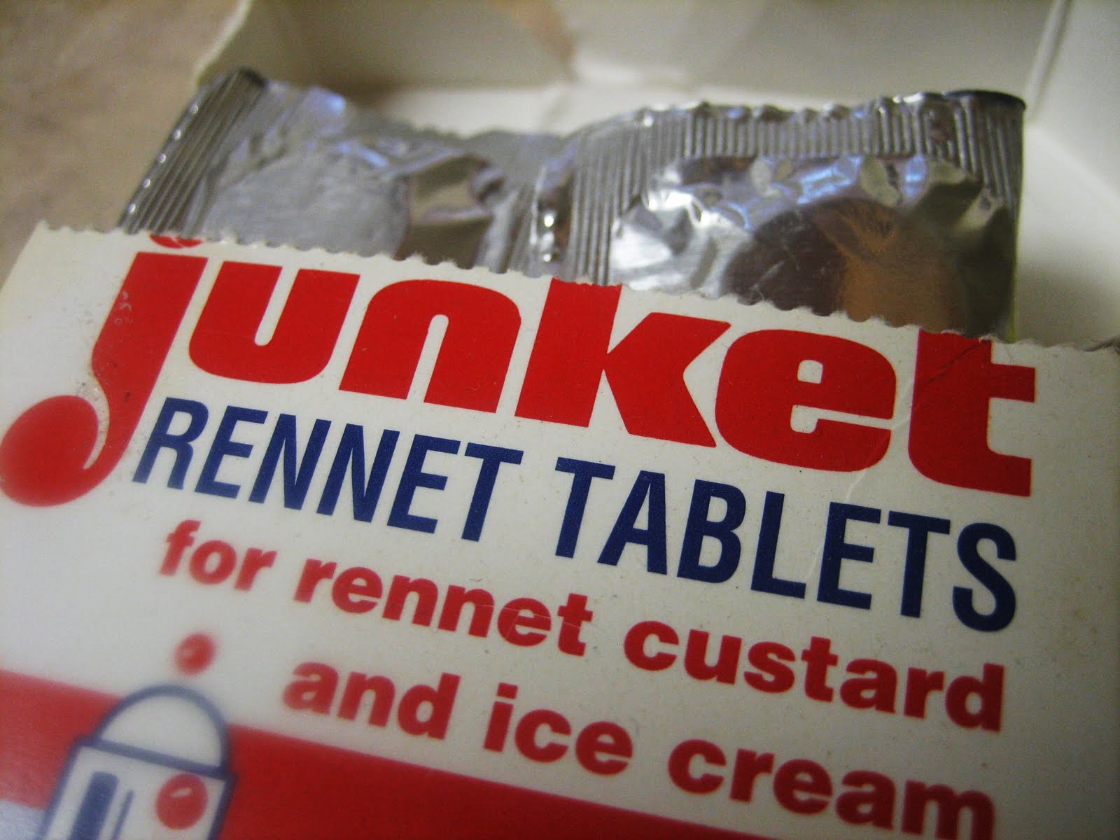 Chef Tess Bakeresse: How to Make American Mozzarella Cheese