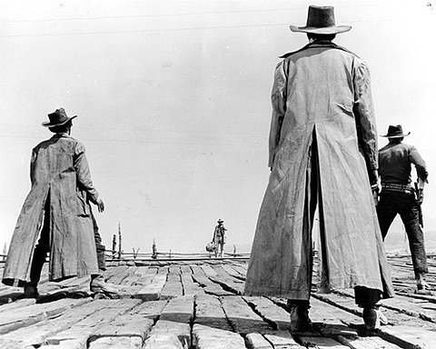 L.A. PIE STORY: HIGH NOON SHOWDOWN