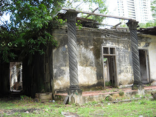 Life in Penang, is more than beautiful: Chung Thye Phin(鄭大平) & Relau Villa