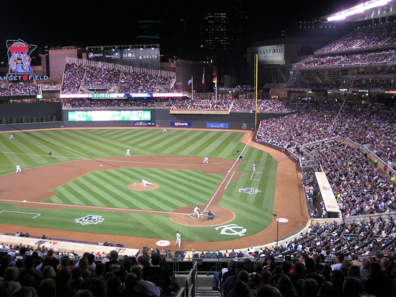 The Hawkers in the U.S: Baseball
