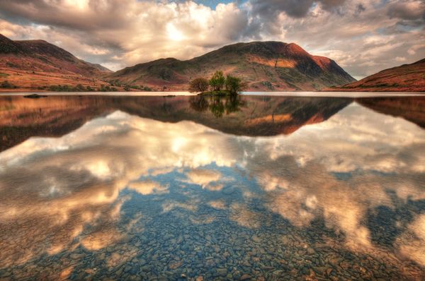 Angel's Secret Garden: 50 Most Stunning & Impressive Reflection Photography