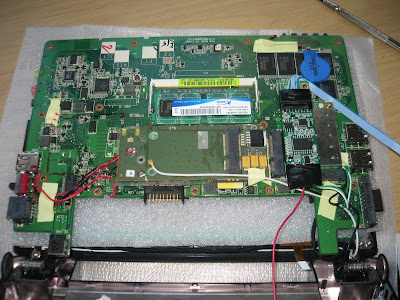 jkkmobile: Asus Eee PC 900 with touch screen