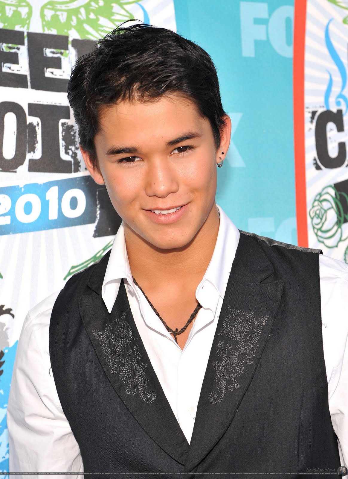 Twilight Hot News: TCA '10 --- Boo Boo, Alex Meraz, Bronson Pelletier ...