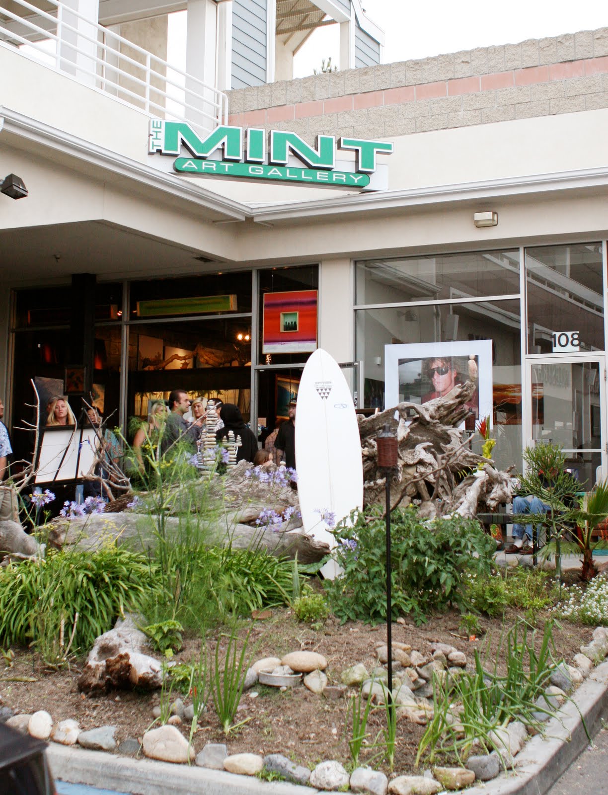 The OC Gazette: The Mint Gallery