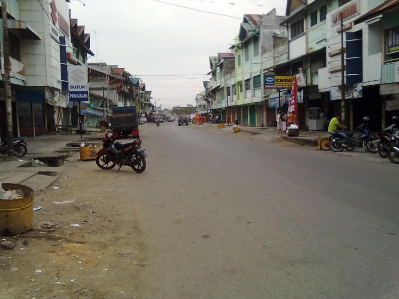 Kota Meulaboh: JALAN-JALAN UTAMA