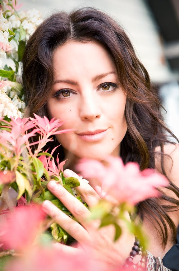 Thanks, Mail Carrier | Sarah McLachlan's New Album: Laws Of Illusion ...