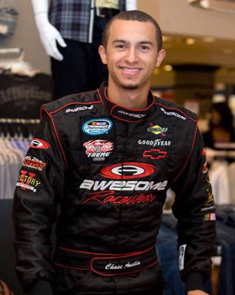 AUTOGRAPH SIGNING WITH CHASE AUSTIN