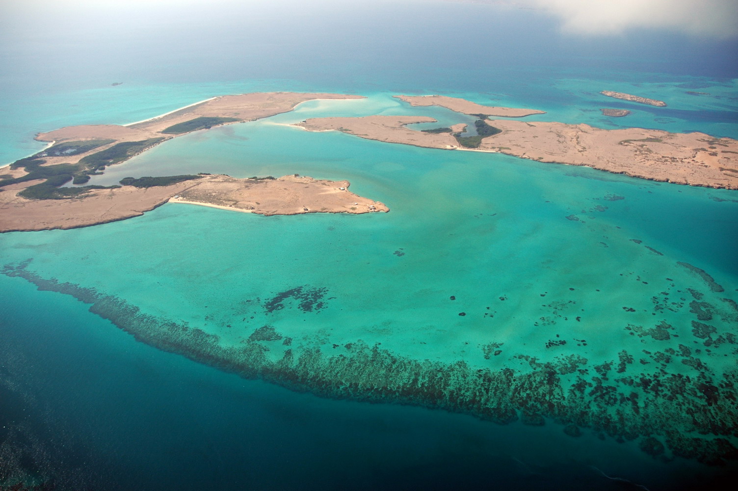 F5IRO Freddy: Iles Moucha - AF053