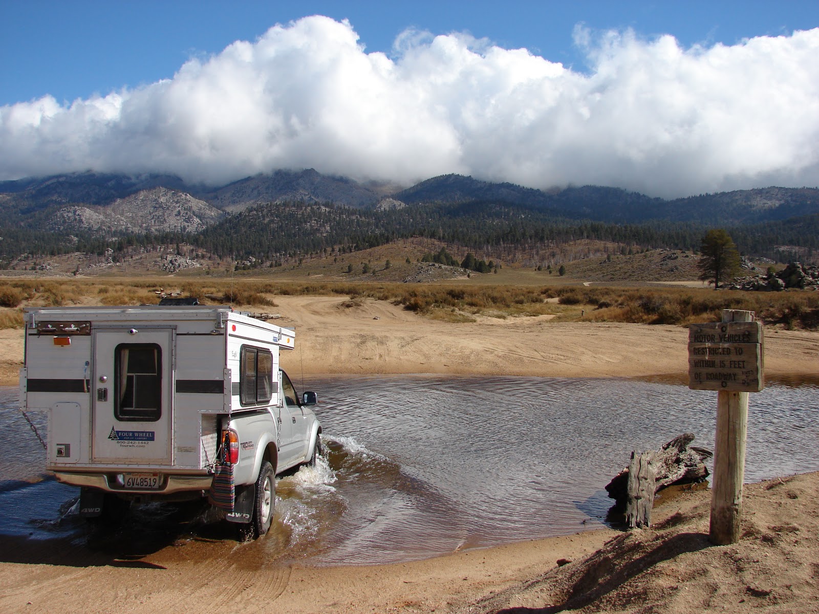 Our Four Wheel Camper: Monache Meadows - Inyo NF - "dark ominous clouds ...