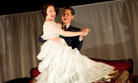 Tipsy Hippo Theatre Reviews: The Glass Menagerie