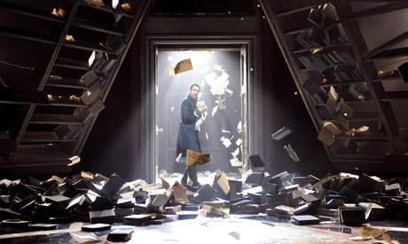 Tipsy Hippo Theatre Reviews: December 2010