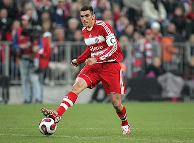 EL ENTORNO DEL FUTBOL: LUCIO, AL INTER DE MILÁN