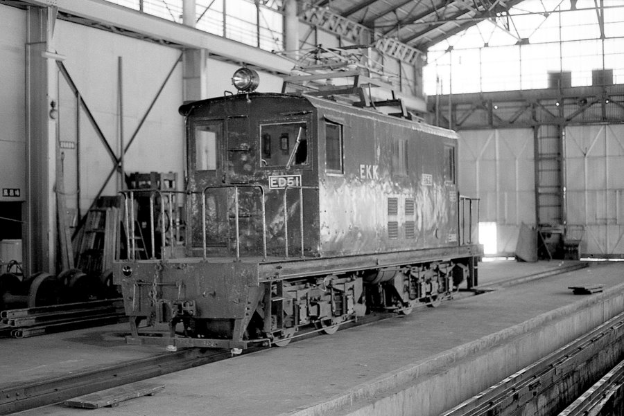 地方私鉄 1960年代の回想: 越後交通 栃尾線 ED51の角度