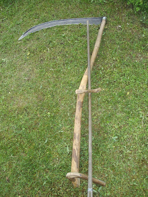 Scythe Connected: Snaths for Long Blades