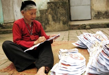 Chang Son village - the famous village make traditional fan in Hanoi