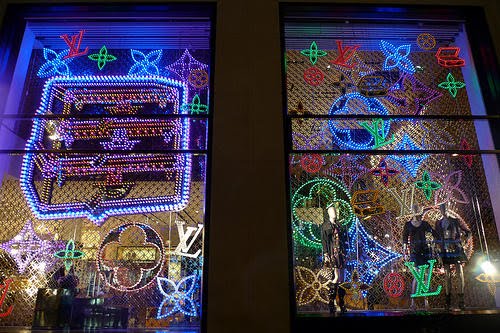 Louis Vuitton Windows |In LVoe with Louis Vuitton