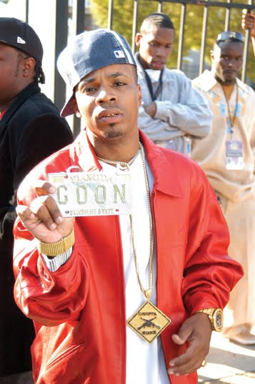 EXIT 8 MUSIC GROUP PRESENTS...YOU SEE THAT CHAIN ?!!!!: Plies - Goon ...