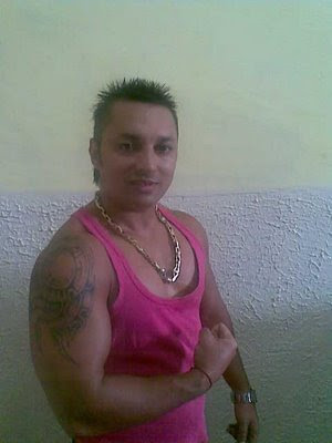 LITTLE SECRET TOUGHTS: INDICII CA ESTI COCALAR