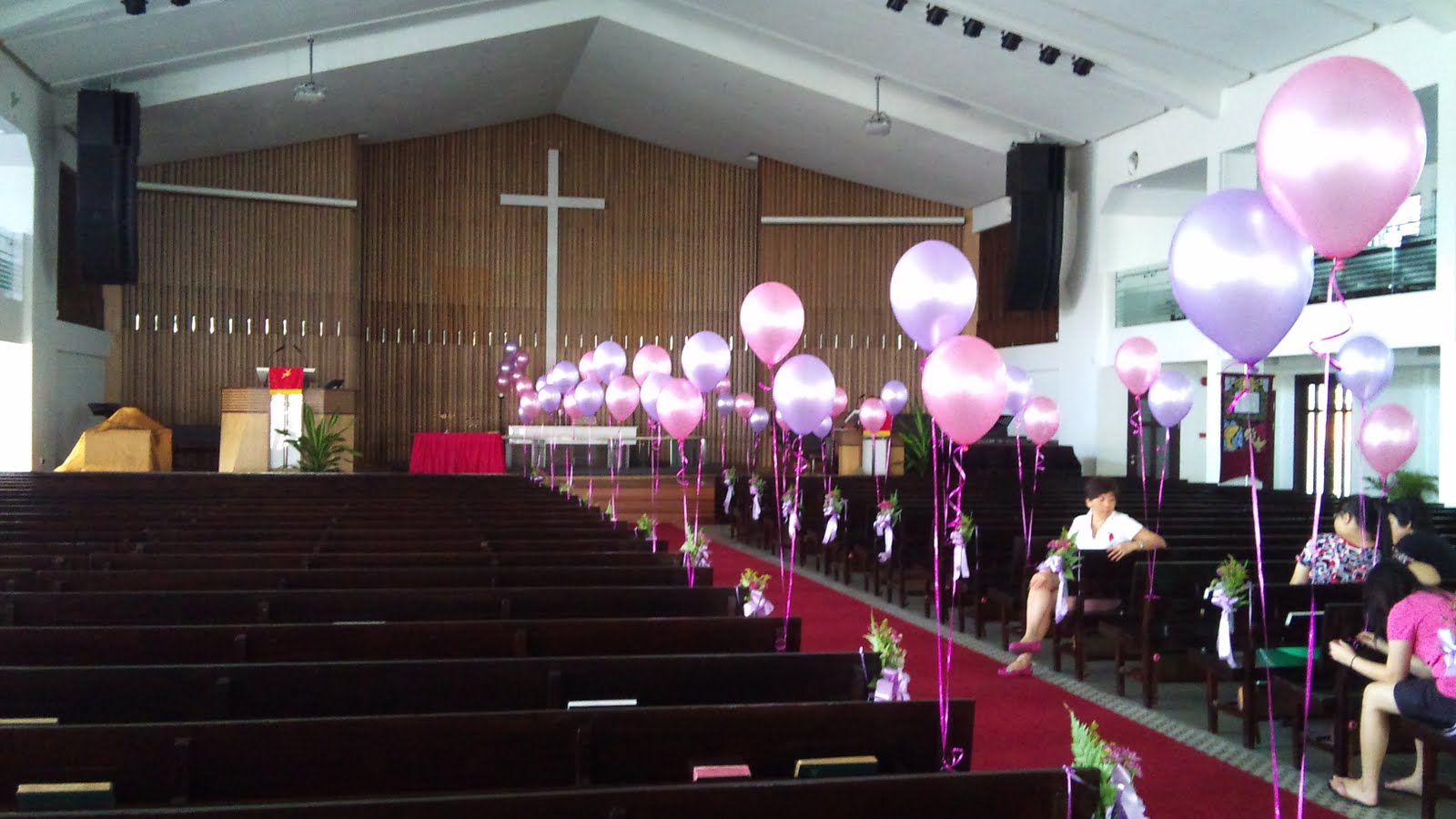 Balloon decorations for weddings, birthday parties, balloon sculptures ...