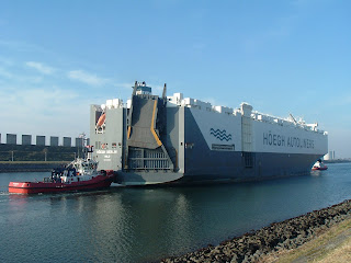HOEGH BERLIN - Characteristics and pictures of a new ship entering ...
