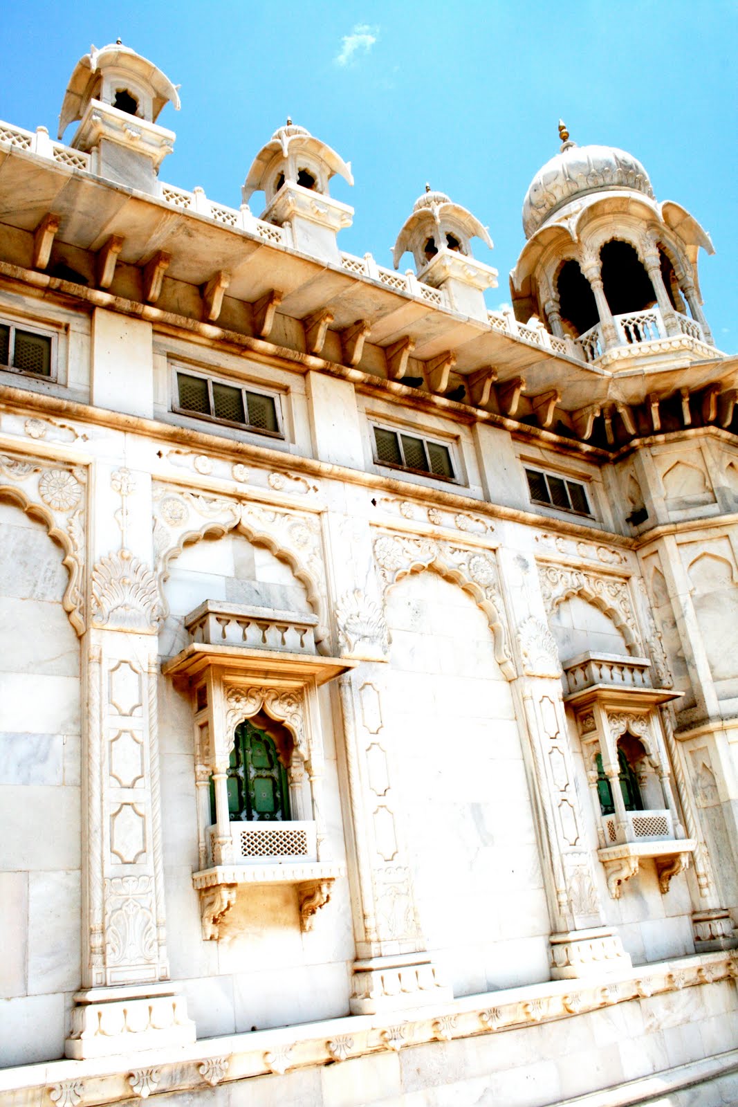 Violet's Indian Adventures: The White Palace