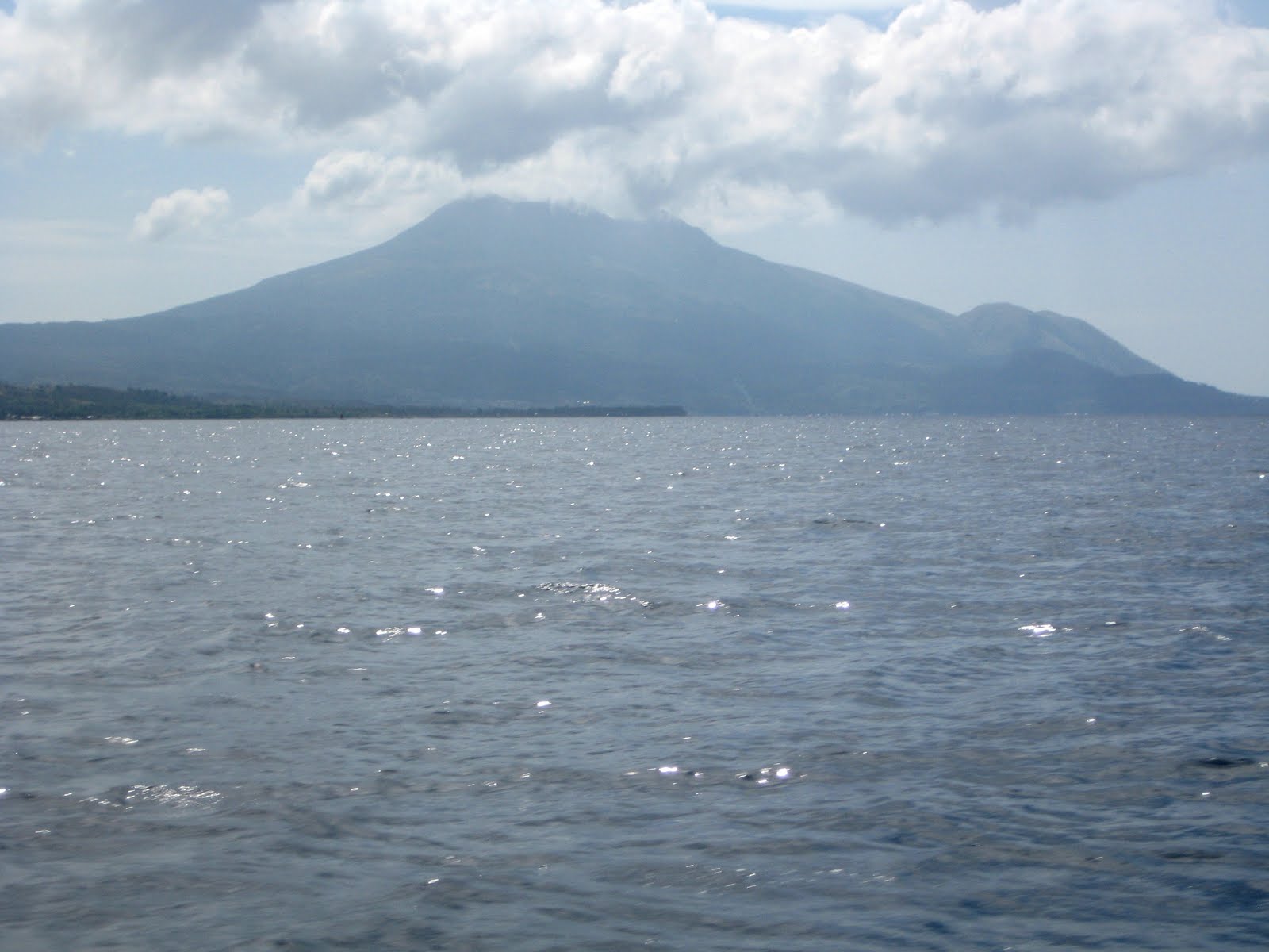 Travel Guide - Gasan and the Kick Off Point to Tres Reyes islands ...