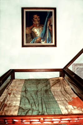 Carlos A. PEREYRA MELE: Historia de Suramerica La bandera de Macha