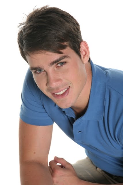 Ficha y Fotos de Carlos Felipe Alvarez - Telenovelas