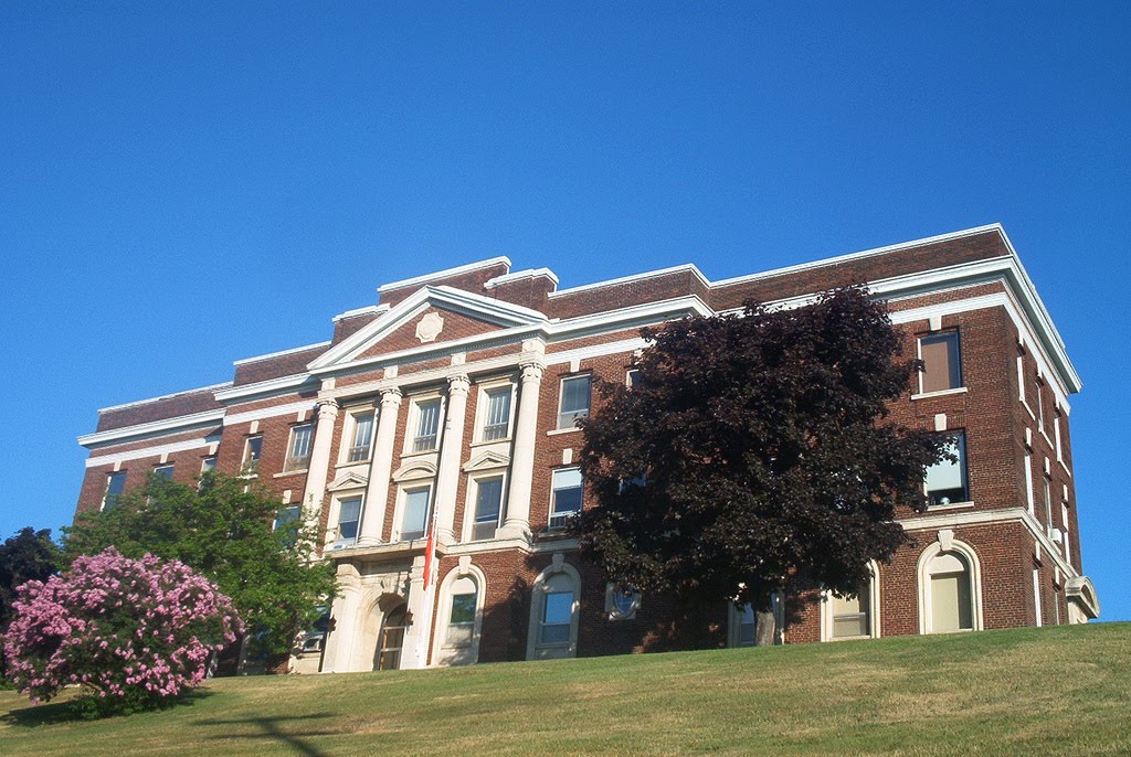 Magic 99.9 News: Aug 17, 2010