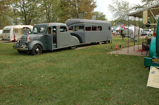 Living Off Grid - 45.05 N, 77.85 W: First Airstream rally