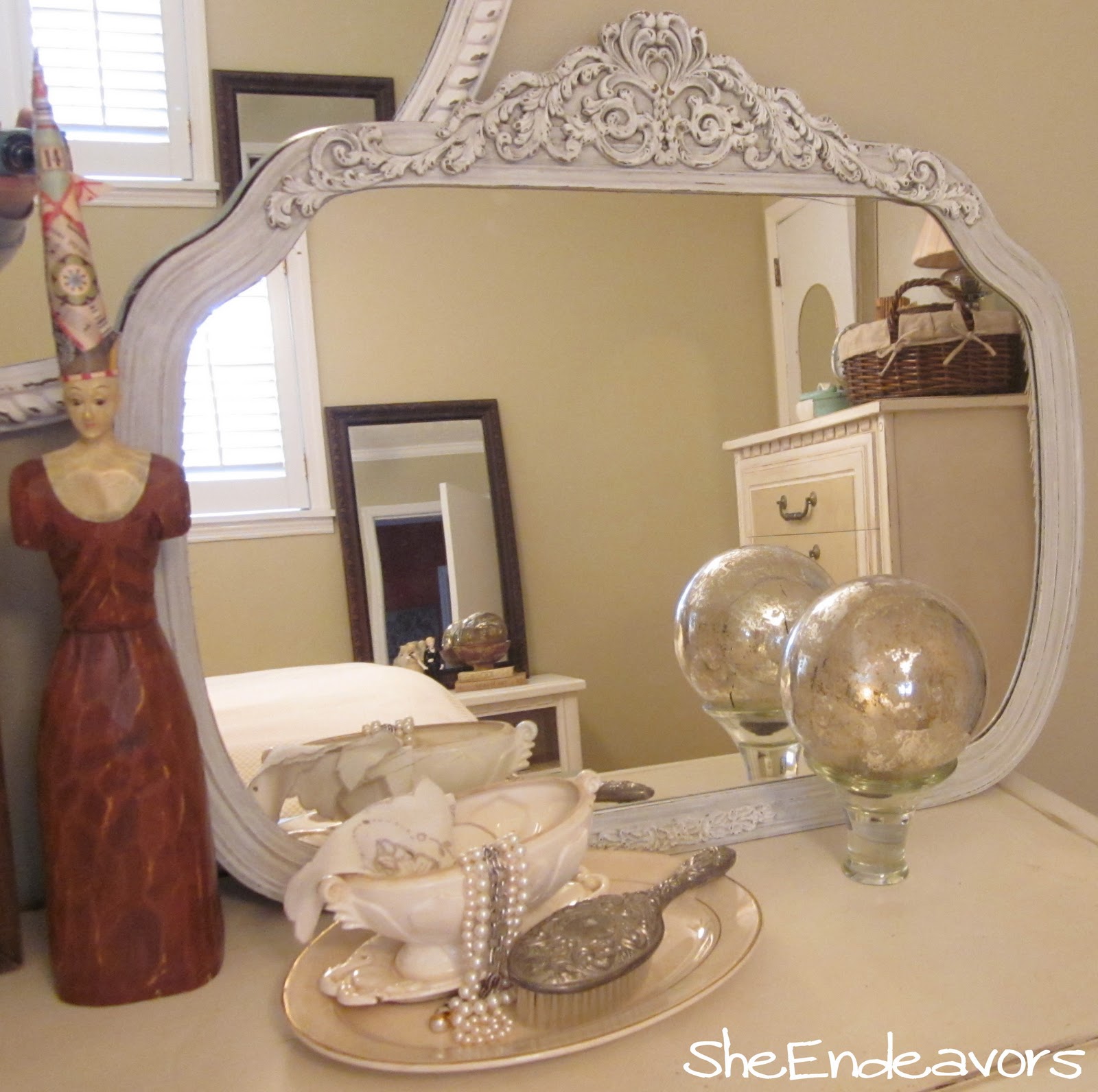 She Endeavors: Pretty Mirror Finished