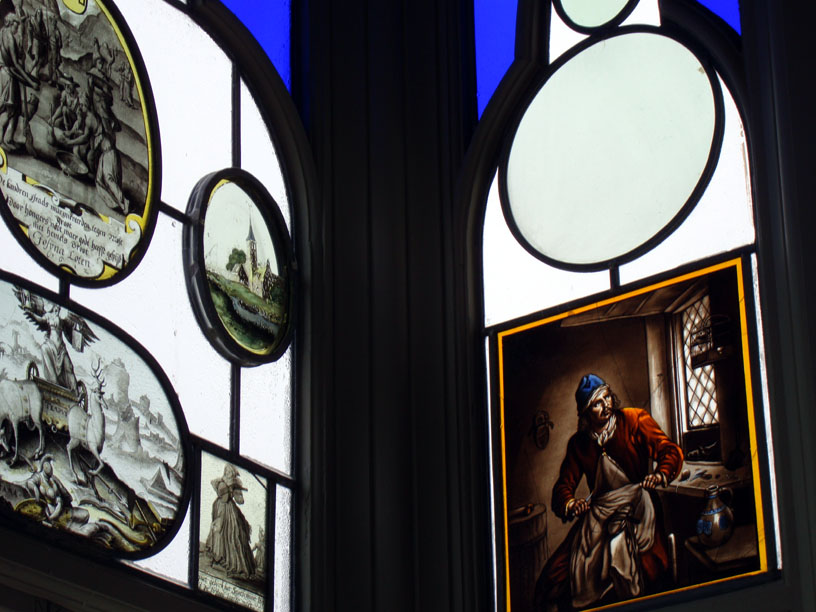 ShopCurious: Windows on the gothic world