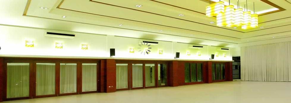 Reception: Blue Leaf Events Pavilion | Yellow Yum