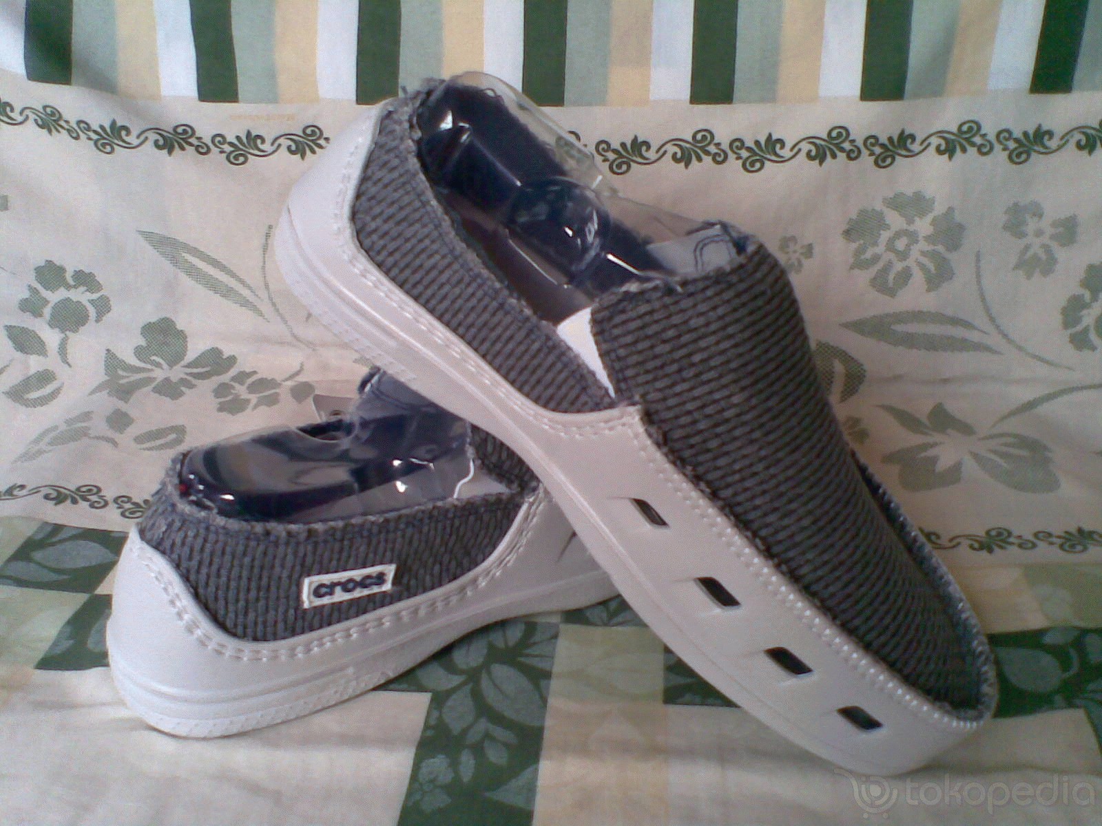 Ada-Ada Saja: Jual Sepatu Crocs Tideline Canvas KW Super Murah Gan!!