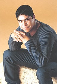 Ya nadie recuerda al cantante Walter Olmos! | Conocé el adn de los famosos