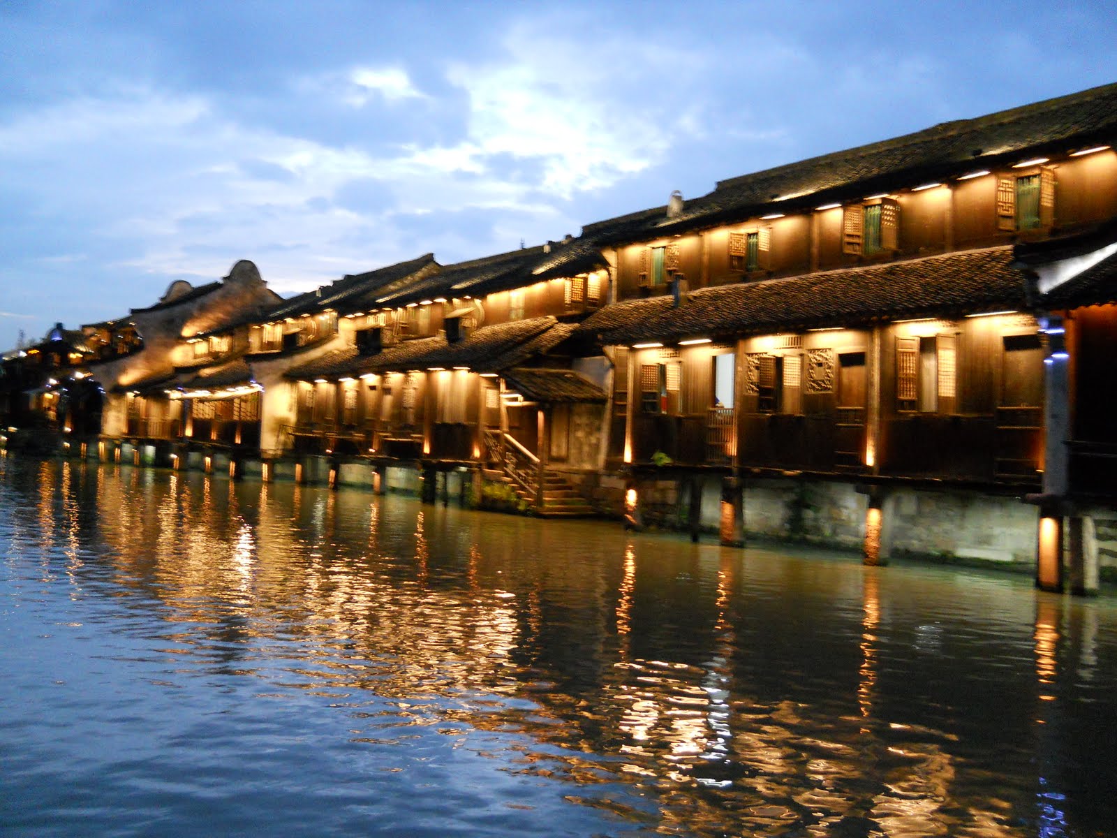 Bizzymissliz: Weekend Reflections #45 - China's Water City