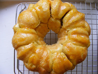 The Virtual Goody Plate: Orange Bubble Bread