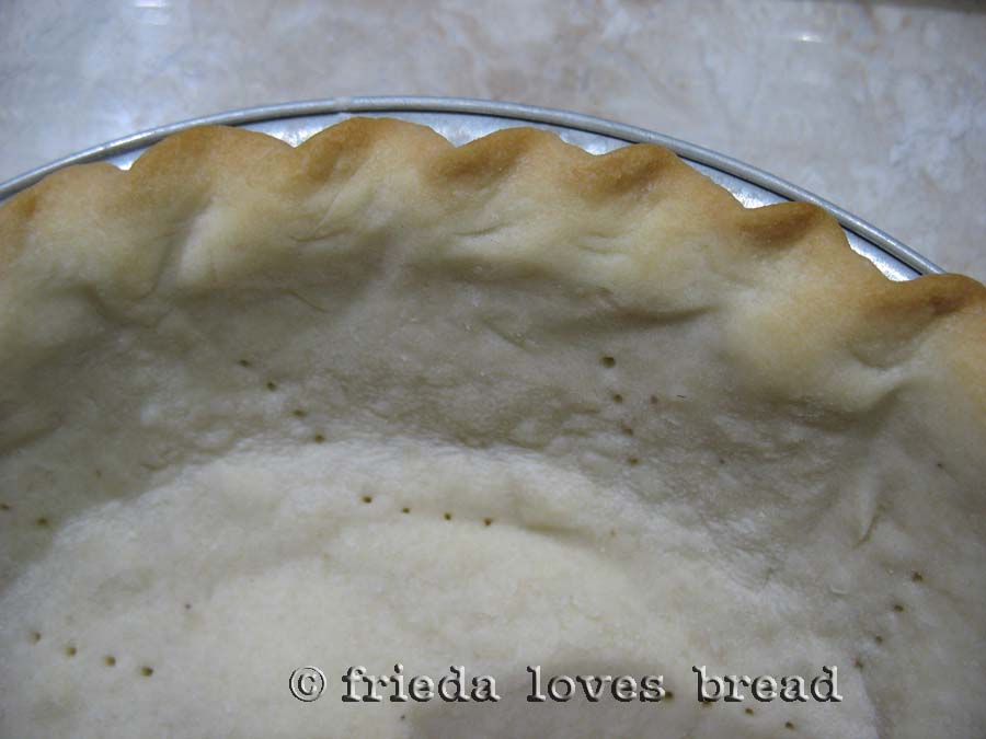 Frieda Loves Bread: Pre-Baked Pie Crust 101: Blind Baking