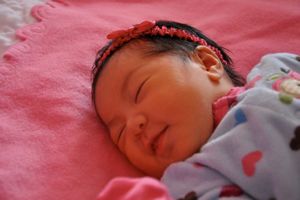 Motherhood, Mayhem, & Me: One Week Old Baby Girl!