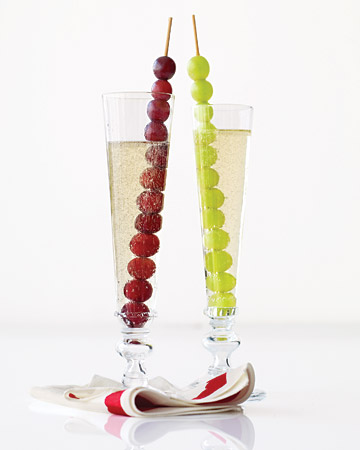Lindaraxa: Cuban New Year's Traditions...Champagne With Grapes