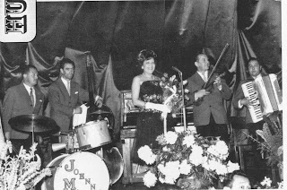 Música Río Abajo: Johnny May