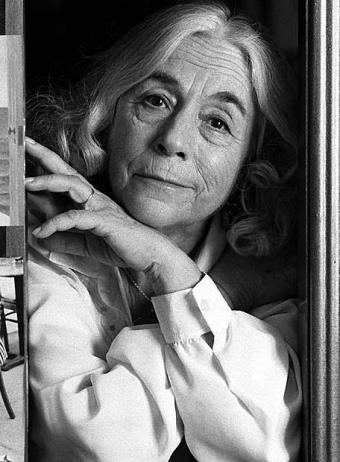 CASTELLANO: Carmen Martín Gaite