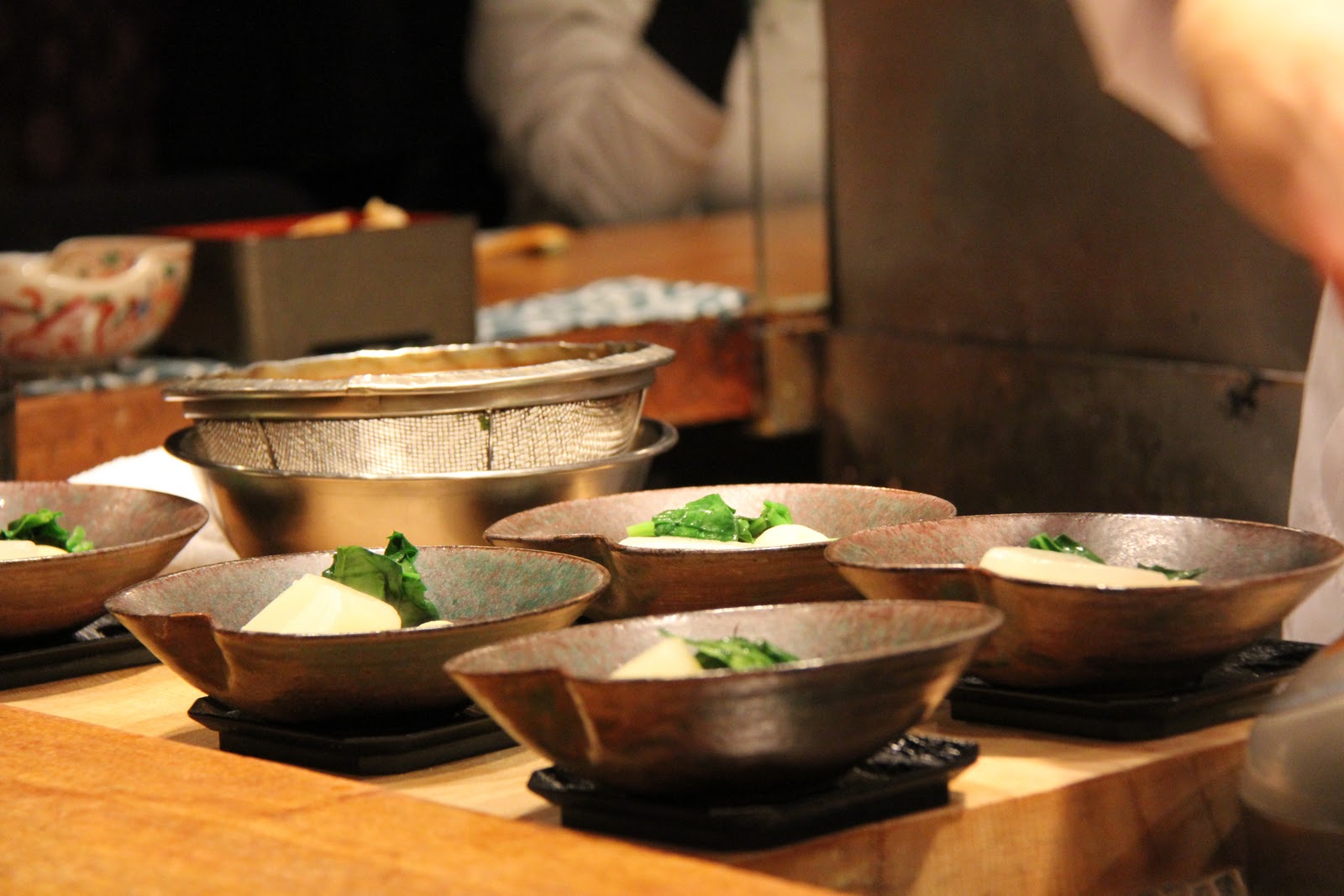 EATspeak: Guilo Guilo Hitoshina (Giro Giro) ギロギロ ひとしな