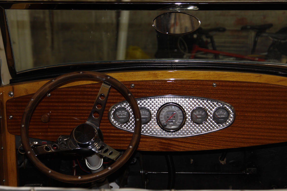 whatever's cool with you: 32 Ford woody roadster rod