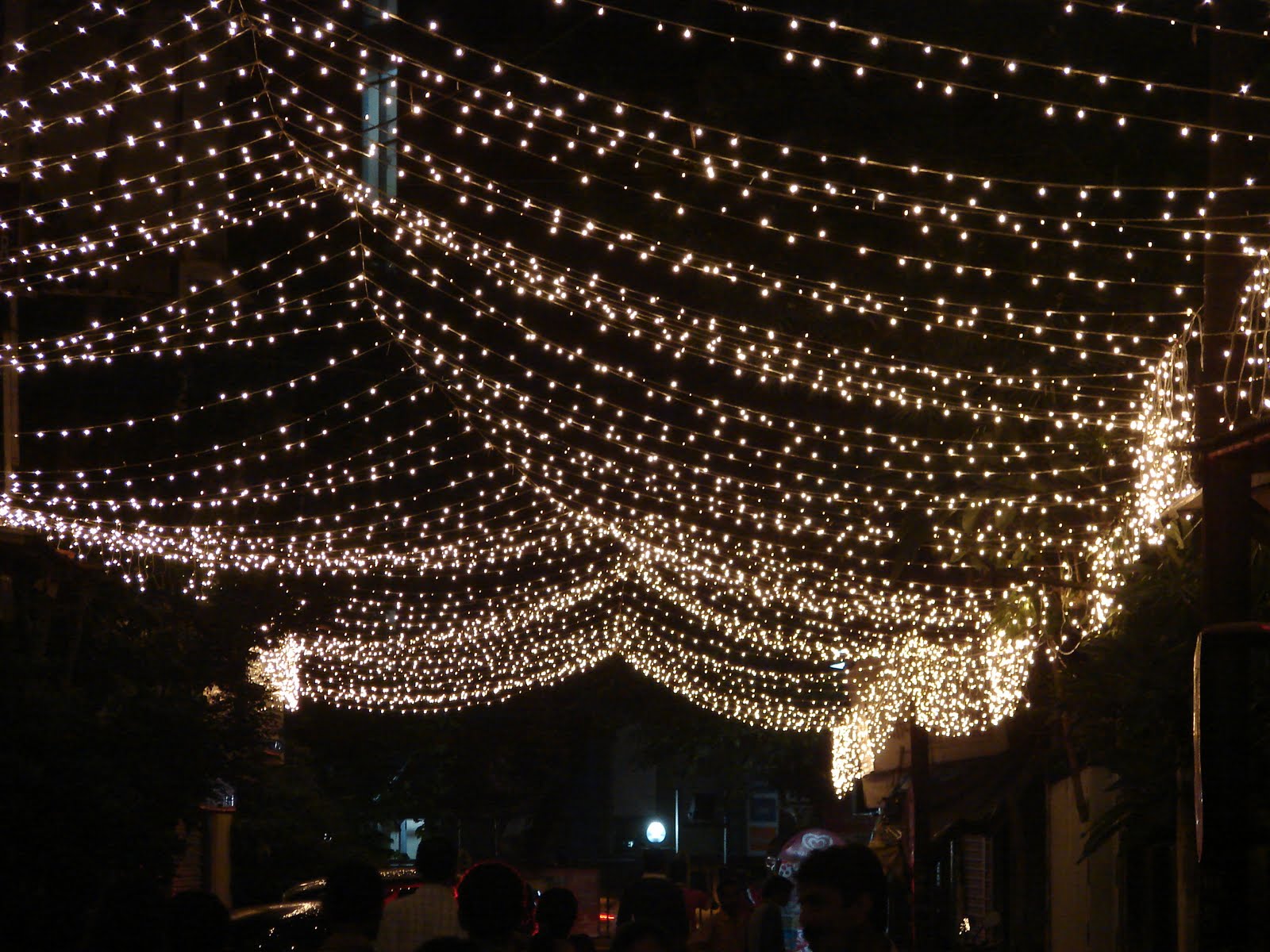 Frozen Moments: Durga Puja @ Kolkata - Lights