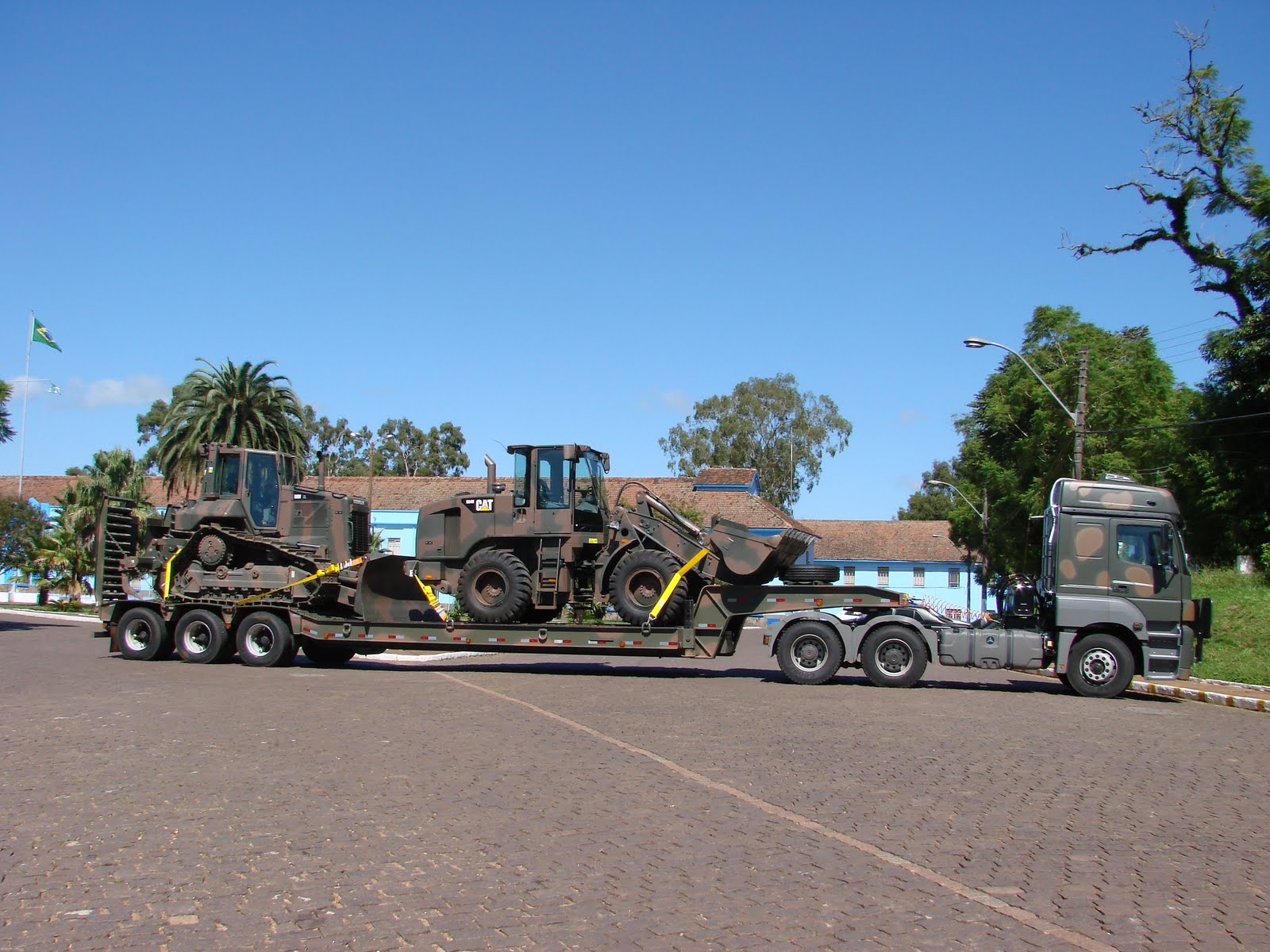 MILITARY BRIDGE OPERATIONS: Logistic Support Bridge - Uma Ponte ...