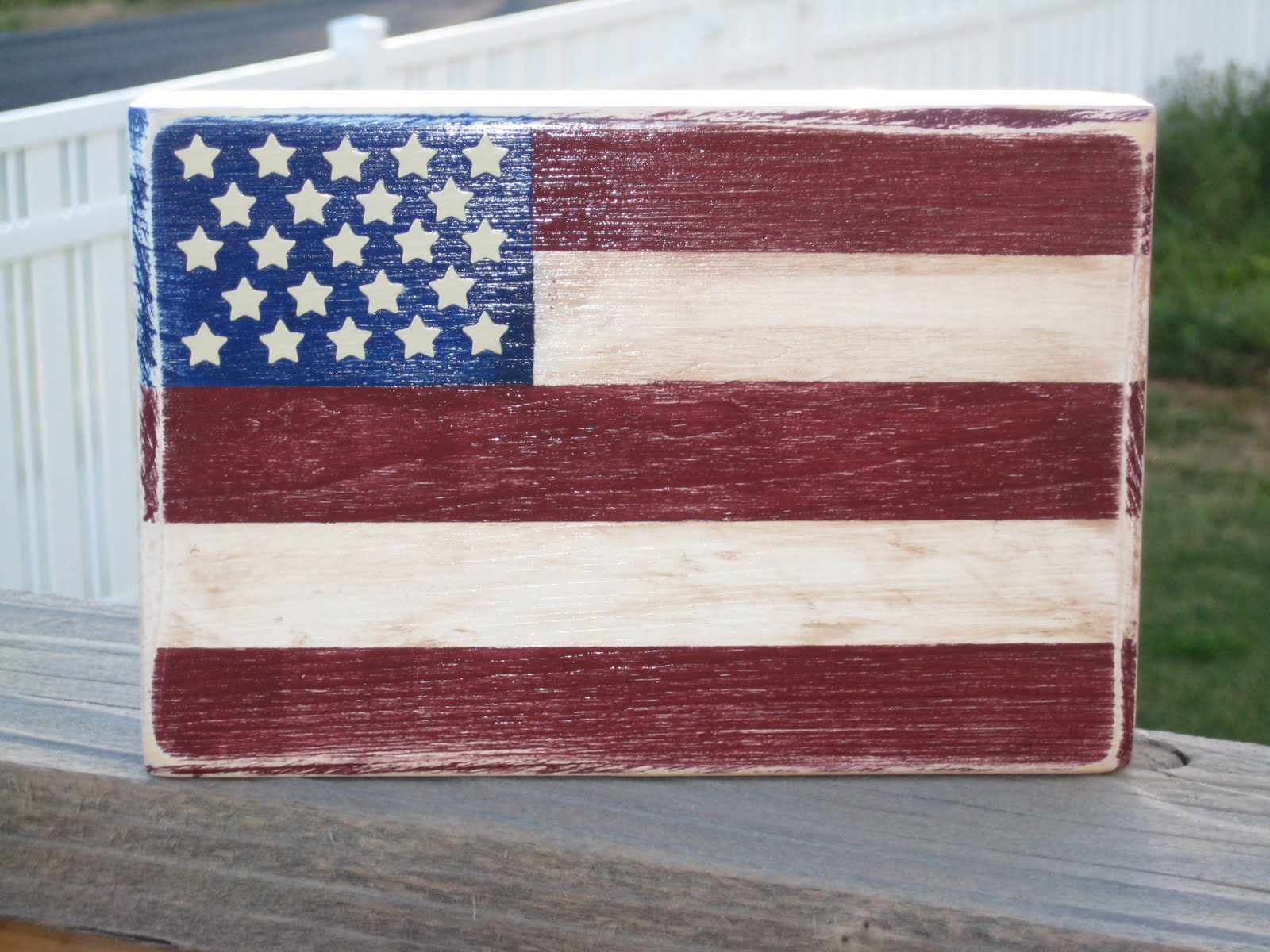 Green Eyed Girl Crafts: Painted Wood Flag