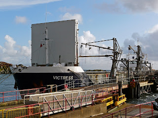 ISLAY SHIPPING: M.V Victress